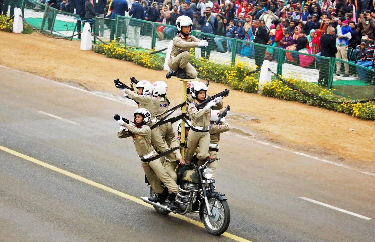 碳纤维公路车专家——2024 银贝斯新品&车队发布会圆满落幕 - 美骑网|Biketo.com